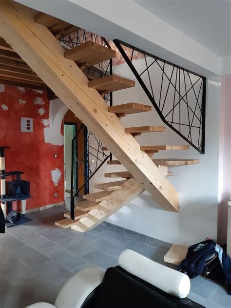 Escalier Quart Tournant Limon Central Par Lepetitr2 Sur L Air Du Bois