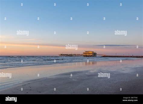 Galveston Island Historic Pleasure Pier Texas Stock Photo Alamy