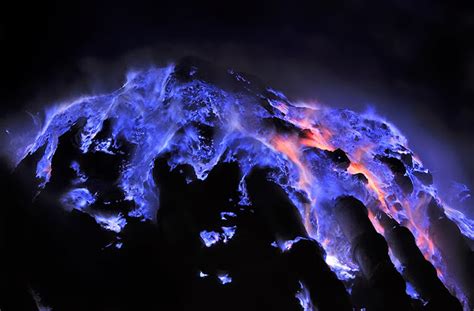 Descubre TU MUNDO Interesante Kawah Ijen Indonesia un volcán de