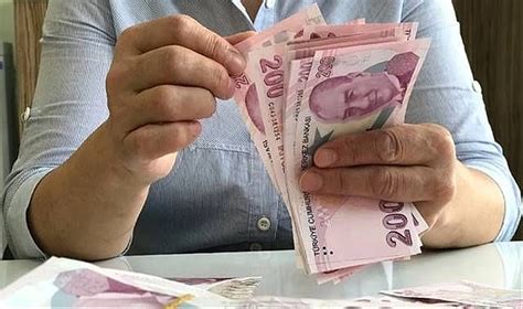 Bayram İkramiyesi 10 bin TL oldu Meclis ten resmen geçti