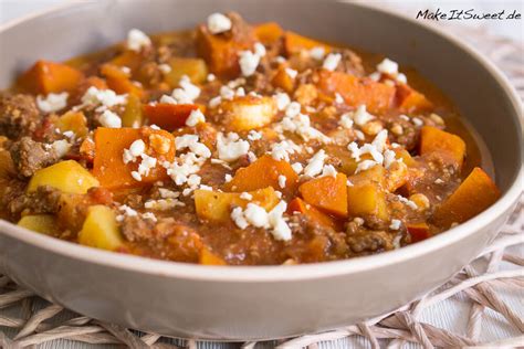 Kürbis Hackfleisch Pfanne mit Feta und Kartoffeln MakeItSweet