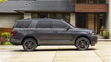2022 Ford Expedition Limited Stealth Edition Performance Package Photo