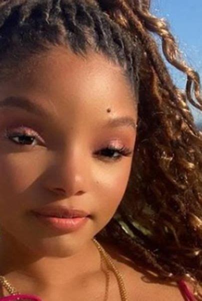 Halle Bailey así respondió a las críticas de La Sirenita Negra