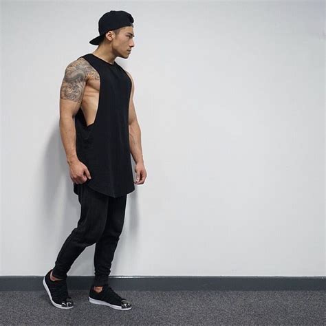Best Stylish Summer Gym And Workout Outfits