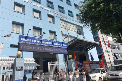 Người hoang tin về nữ sinh trường HUFLIT bị xâm hại sẽ bị xử lý thế nào