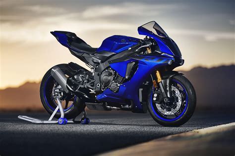 Yamaha R Wallpapers Top Free Yamaha R Backgrounds Wallpaperaccess
