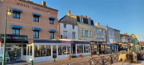 H Tel Sables D O H Tel De Chambres Id Alement Situ Sur Le Port