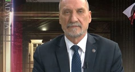 TYLKO U NAS A Macierewicz W Wymiarze Globalnym Mamy Do Czynienia Z