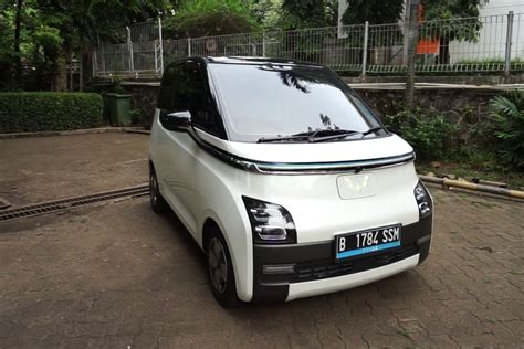 Bahas Kelebihan Dan Kekurangan Mobil Listrik Wuling Air Ev