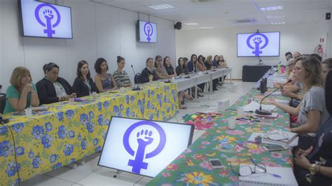 Empatia E Coragem Marcam Roda De Conversa Especial Sobre Mulheres