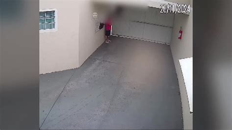 Casal pula muro de motel e sai sem pagar em SC VÍDEO Santa Catarina G1