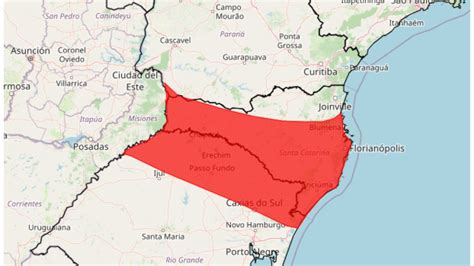 Temporal atinge o Paraná e deixa estado em alerta no fim de semana