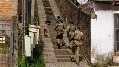 Guerra Entre Fac Es Criminosas Deixa Ao Menos Mortos Em Porto Alegre