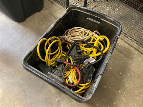 Tub Of Heavy Duty Extension Cords 3 Way Gavel Roads Online Auctions