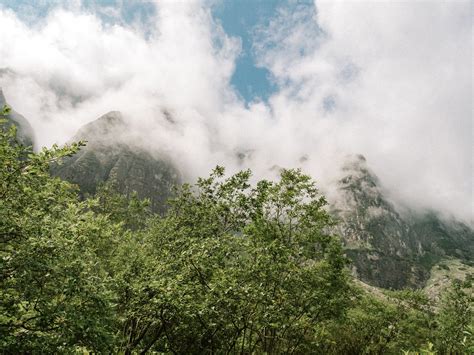 Definitive Guide To Hiking Morskie Oko And Czarny Staw In Zakopane