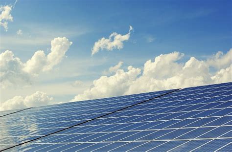 Guía completa para la compra de paneles solares todo lo que necesitas