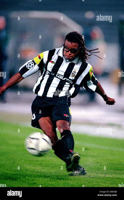 Panathinaikos Edgar Davids Hi Res Stock Photography And Images Alamy