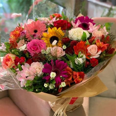 Buquê Especial de Flores Mistas Entrega Rápida Gisa Flores