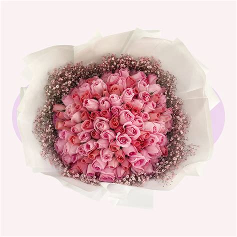 125 Rosas Rosas Con Gypso Platinum Flowers