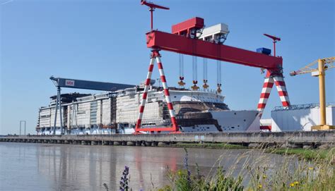 Chantier Naval Un Petit Chantier Naval De Construction Geo Fr The