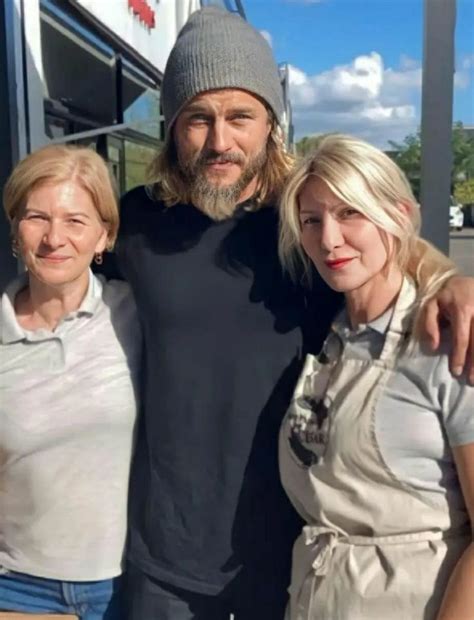 Pin Van Christine Vez Op Travis Fimmel In