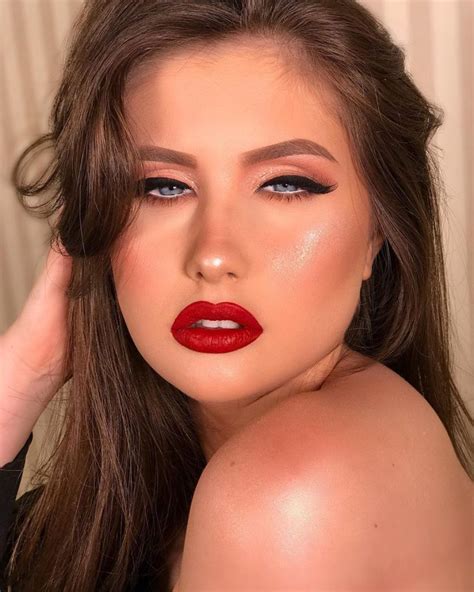 Maquiagem batom vermelho 25 inspirações para apostar na cor