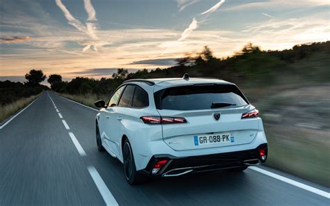 Review Peugeot e 308 SW 2023 een krappe én ruime elektrische