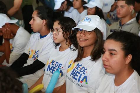 ESTUDANTES COMEÇAM A RECEBER PARCELA DO PÉ DE MEIA NESTA SEMANA