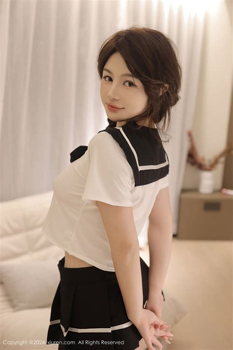 XiuRen 秀人网 No 8229 Shen Siyi のセクシーなお尻 微图坊
