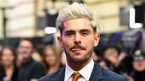 Zak Efron Vi E Ne Izgleda Ovako Slavni Glumac Promenio Li Ni Opis Svi