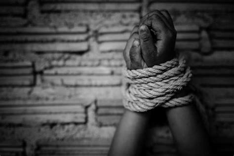 Negros representam 72 das vítimas de tráfico de pessoas no Brasil