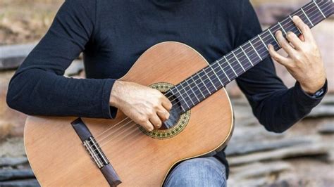 Interpretación en guitarra clásica Escuela de Guitarra Clásica