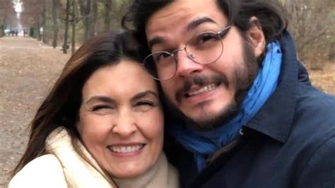 Fátima Bernardes parabeniza Túlio Gadêlha cliques da intimidade
