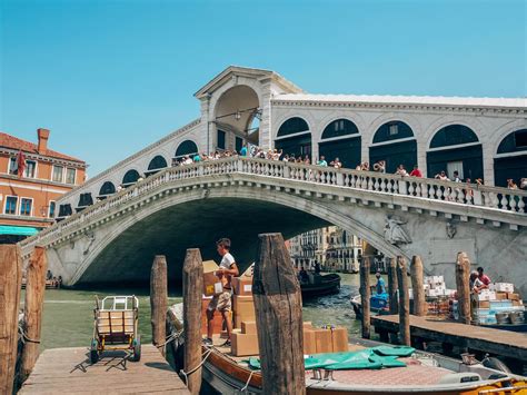 10 Lugares Imprescindibles Que Ver En Venecia Travelling To Live
