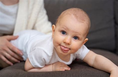 Frenillo lingual o anquiloglosia La Clínica de la Lactancia