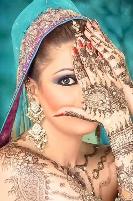 Beautiful Simple Mehndi Designs For Festive Look Cgfrog