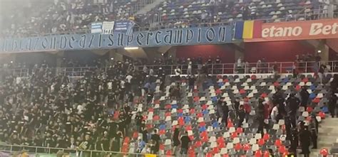 Playsport Bătaie între ultrașii CSA Steaua și jandarmi după victoria