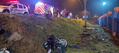 Motociclista perde a vida após ser atingido frontalmente por automóvel