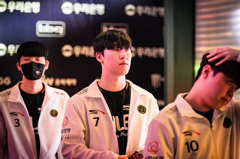 LCK Mùa Xuân 2023 HLE Zeka hé lộ về những gì học hỏi từ T1 nhằm hướng