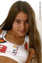 Webeee Laurie Model M White Shorts S X