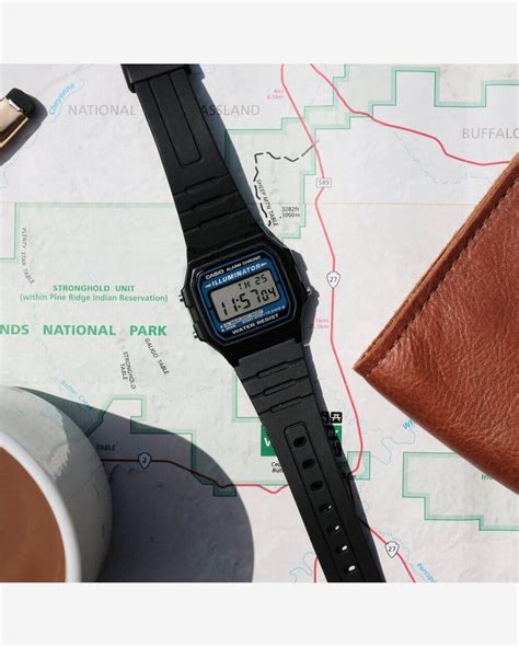 Riachuelo Relógio Casio Standard Unissex F 105W 1ADF