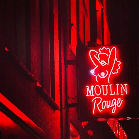A Trip To Amsterdam Isn T Complete Without Visiting The Red Light