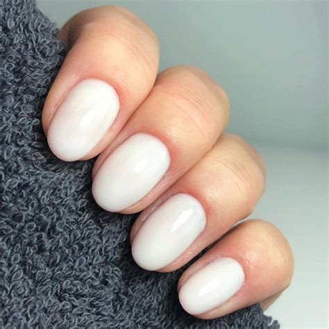 Ongles été 2021 les tendances à suivre absolument cette saison
