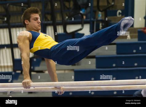 Sam Mikulak Hi Res Stock Photography And Images Alamy