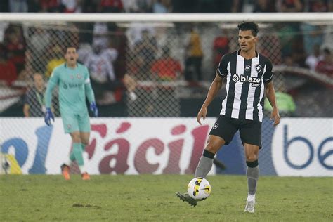 Dois Retornos Botafogo Divulga Lista De Relacionados Para O Jogo