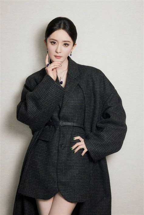 Pin Oleh Lilith Maitland Di Yang Mi Di