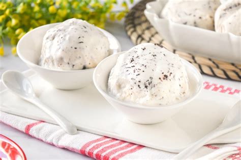 Helado de stracciatella Receta de cocina fácil y casera en Bon Viveur
