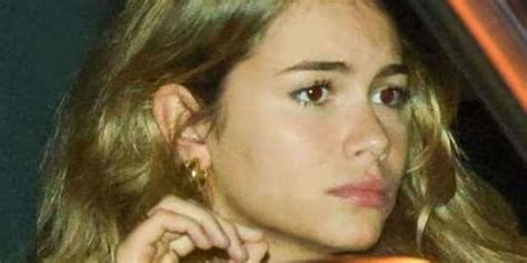 Revelan nuevas fotos de Clara Chía esta vez mucho más relajada