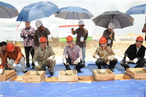 PEMBANGKIT LISTRIK TENAGA UAP ANTARA Foto