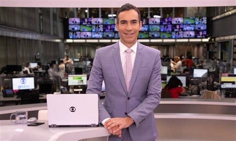 C Sar Tralli Assume Apresenta O Do Jornal Hoje A Partir Deste S Bado